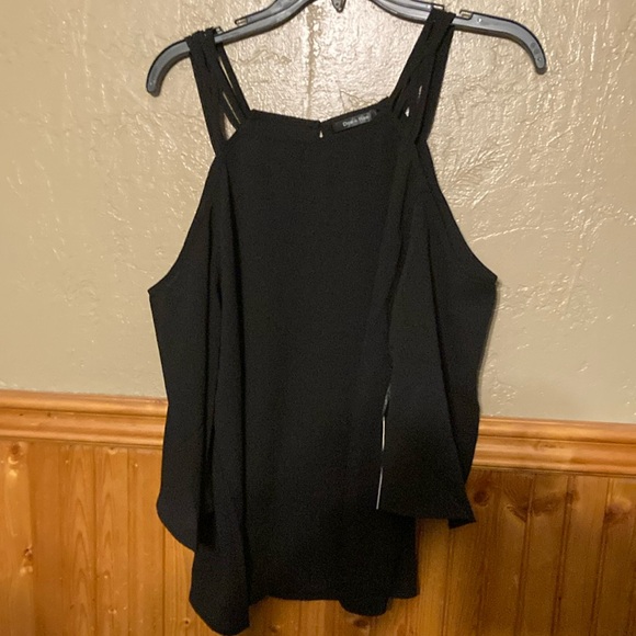 Doe & Rae | Tops | Nwt Doe Rae Black Cold Shoulder Blouse | Poshmark